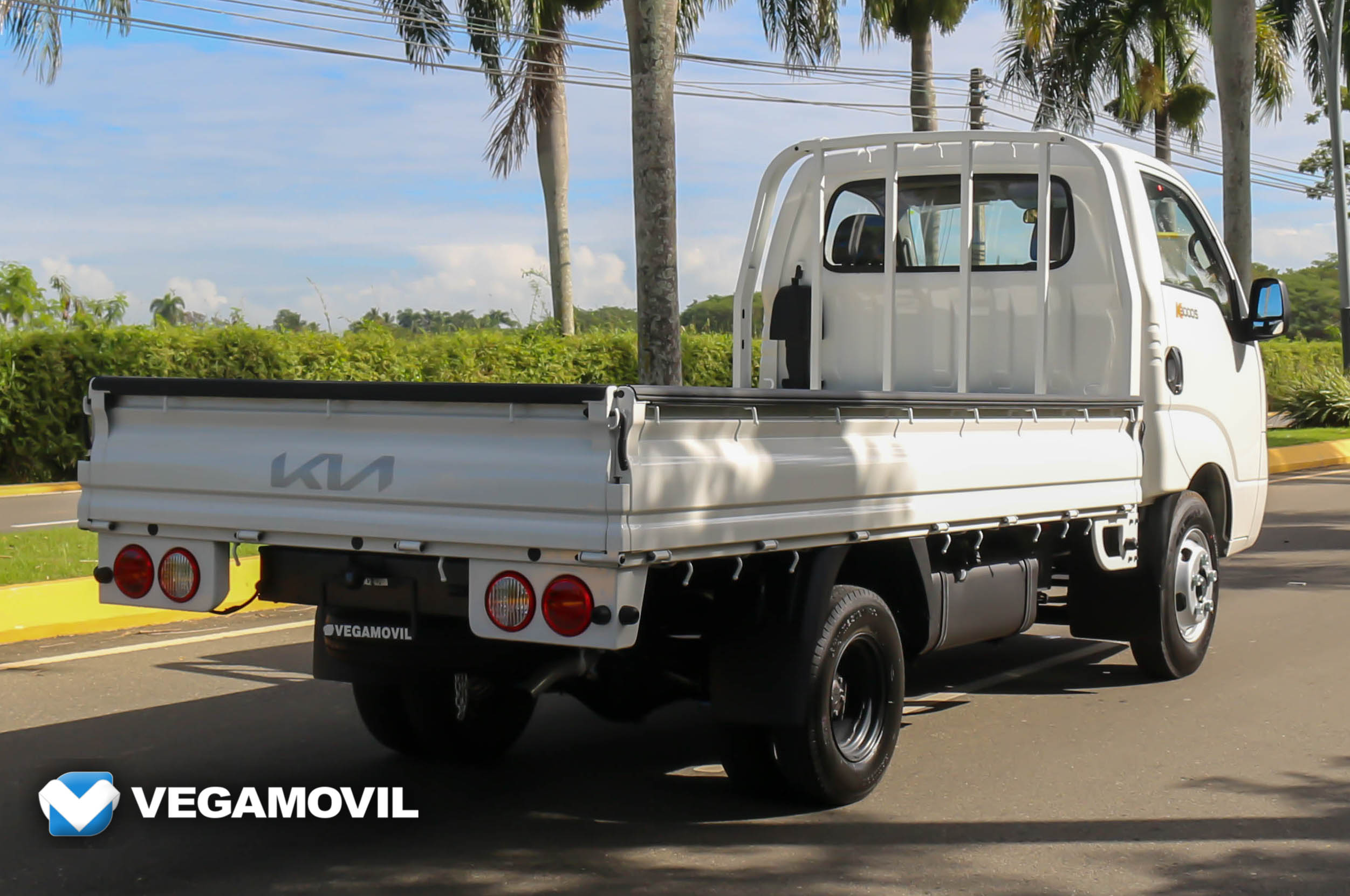 KIA K3000S 1 CAB 4X2 - Vegamovil