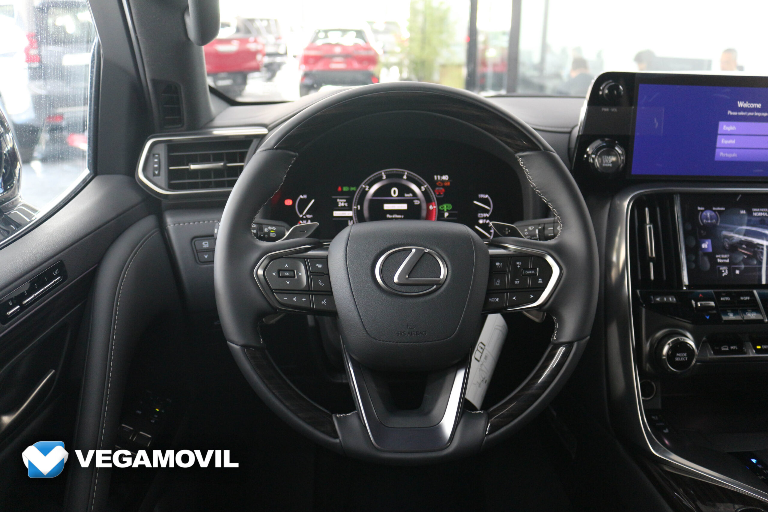 LEXUS LX600 VIP - Vegamovil