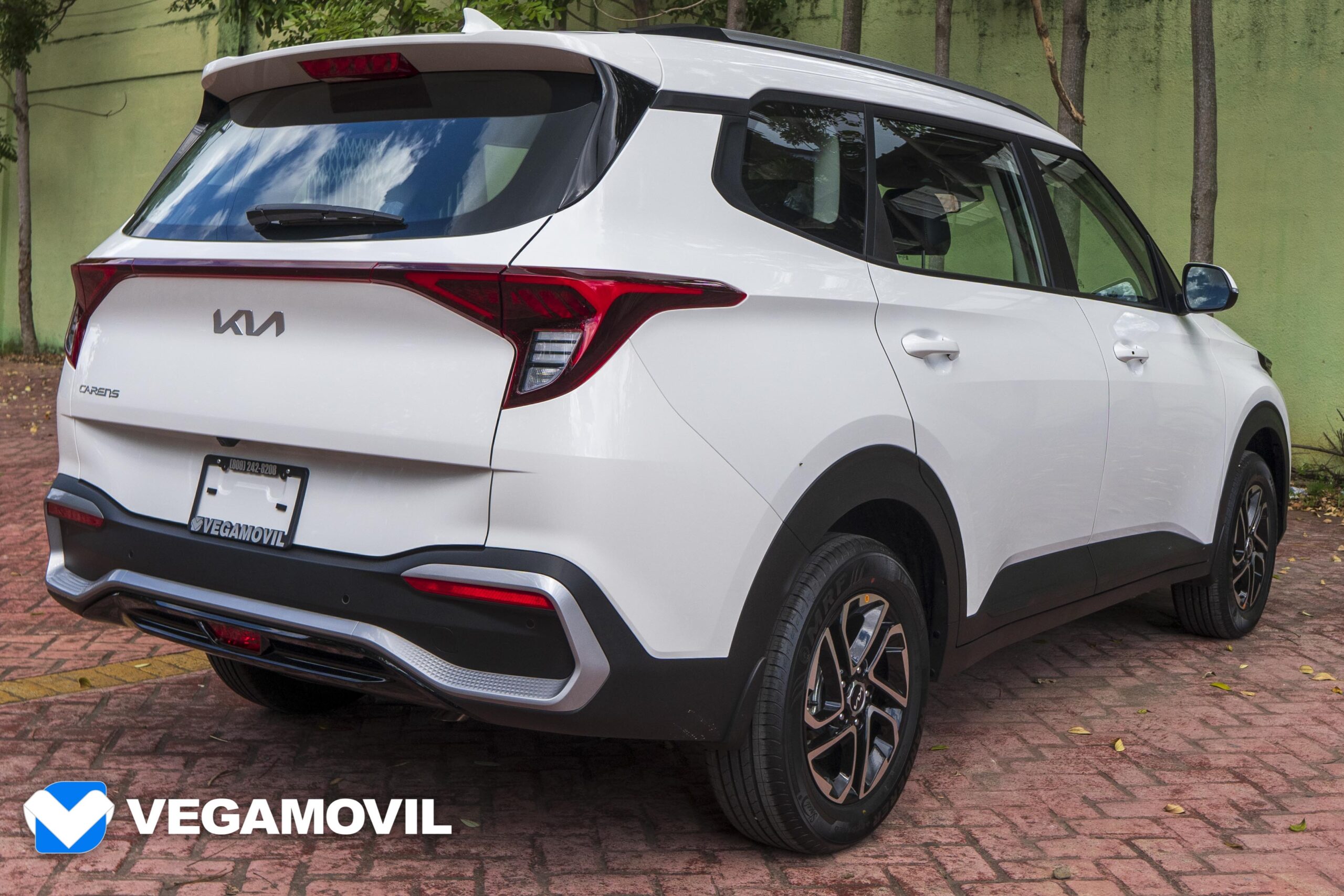 KIA CARENS FULL - Vegamovil