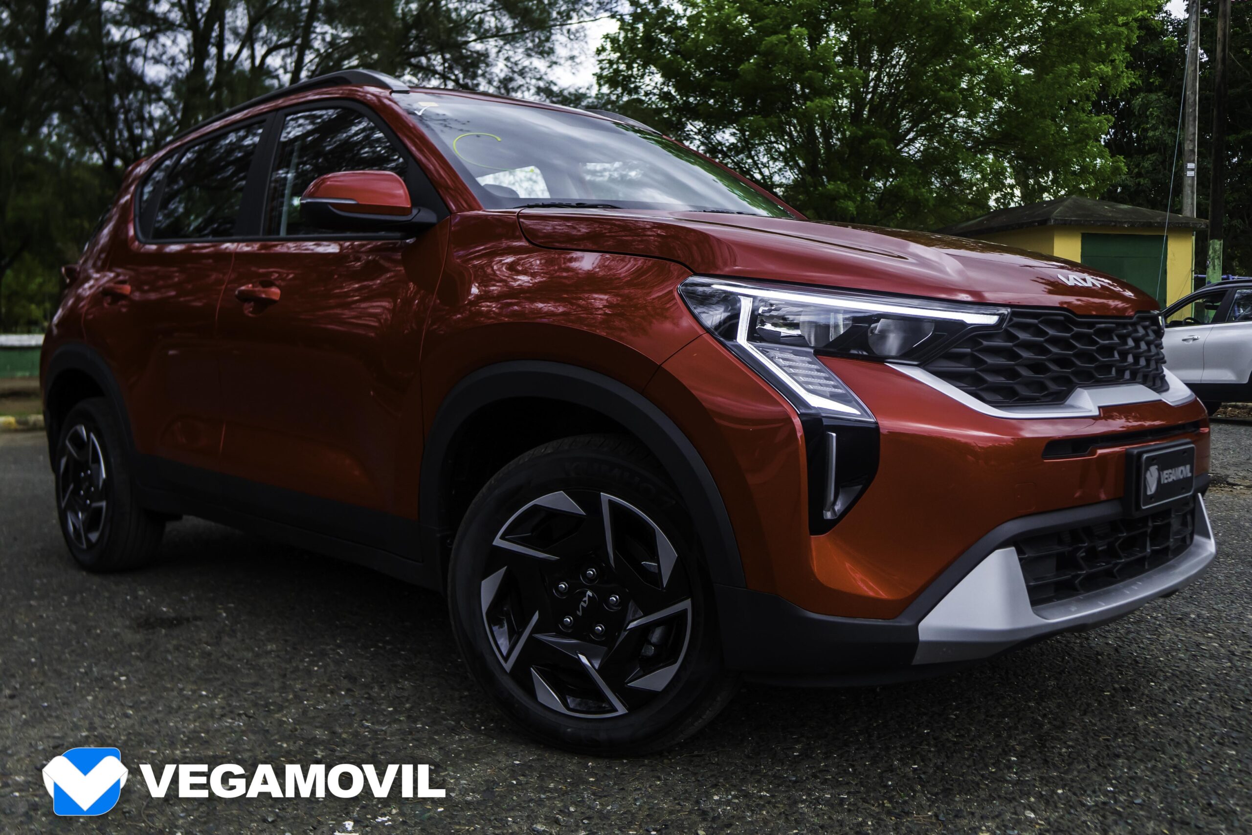 KIA SONET FULL - Vegamovil