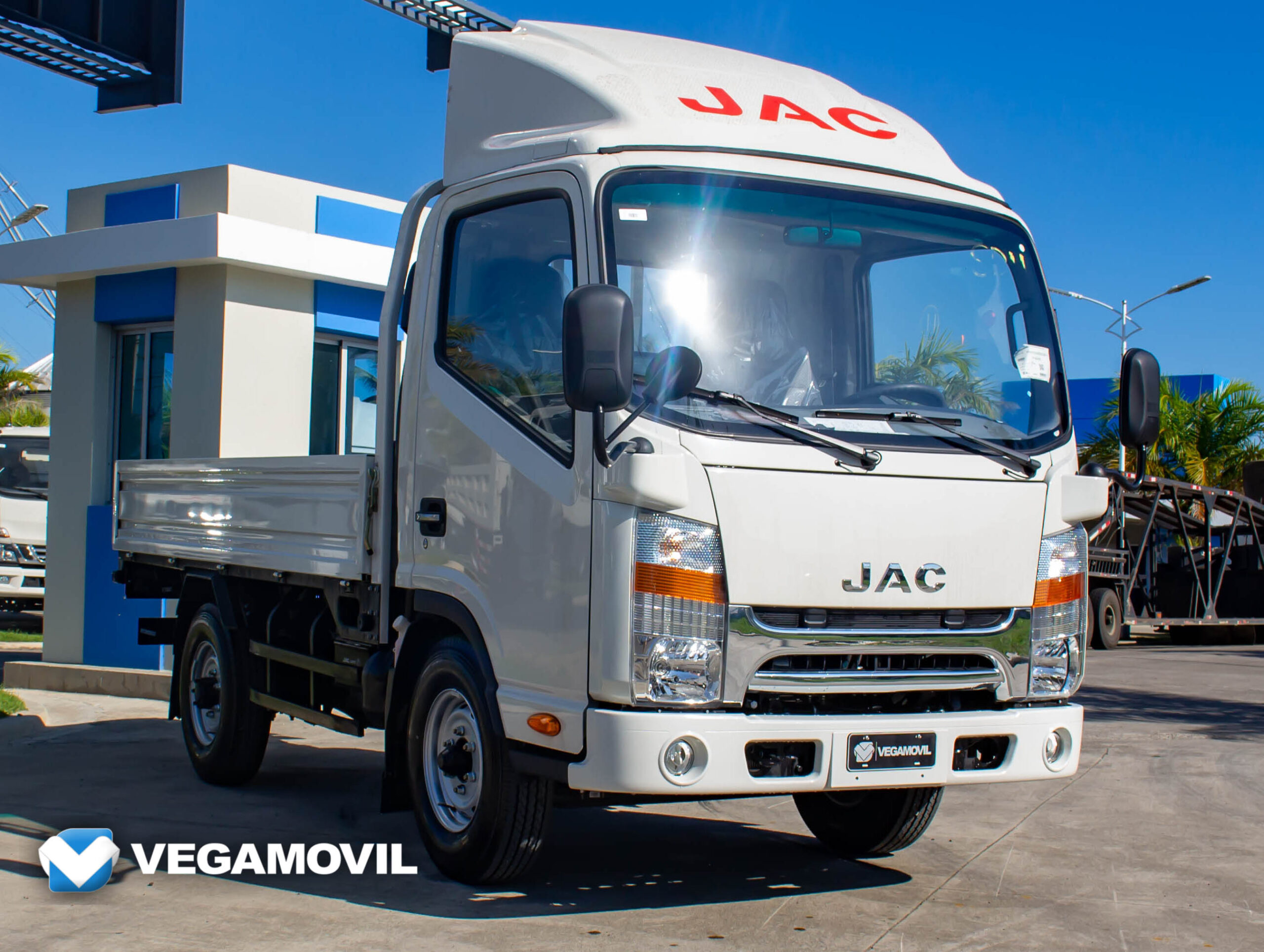 JAC N50-10 PIES CAMA 10 PIES CON A/C - Vegamovil