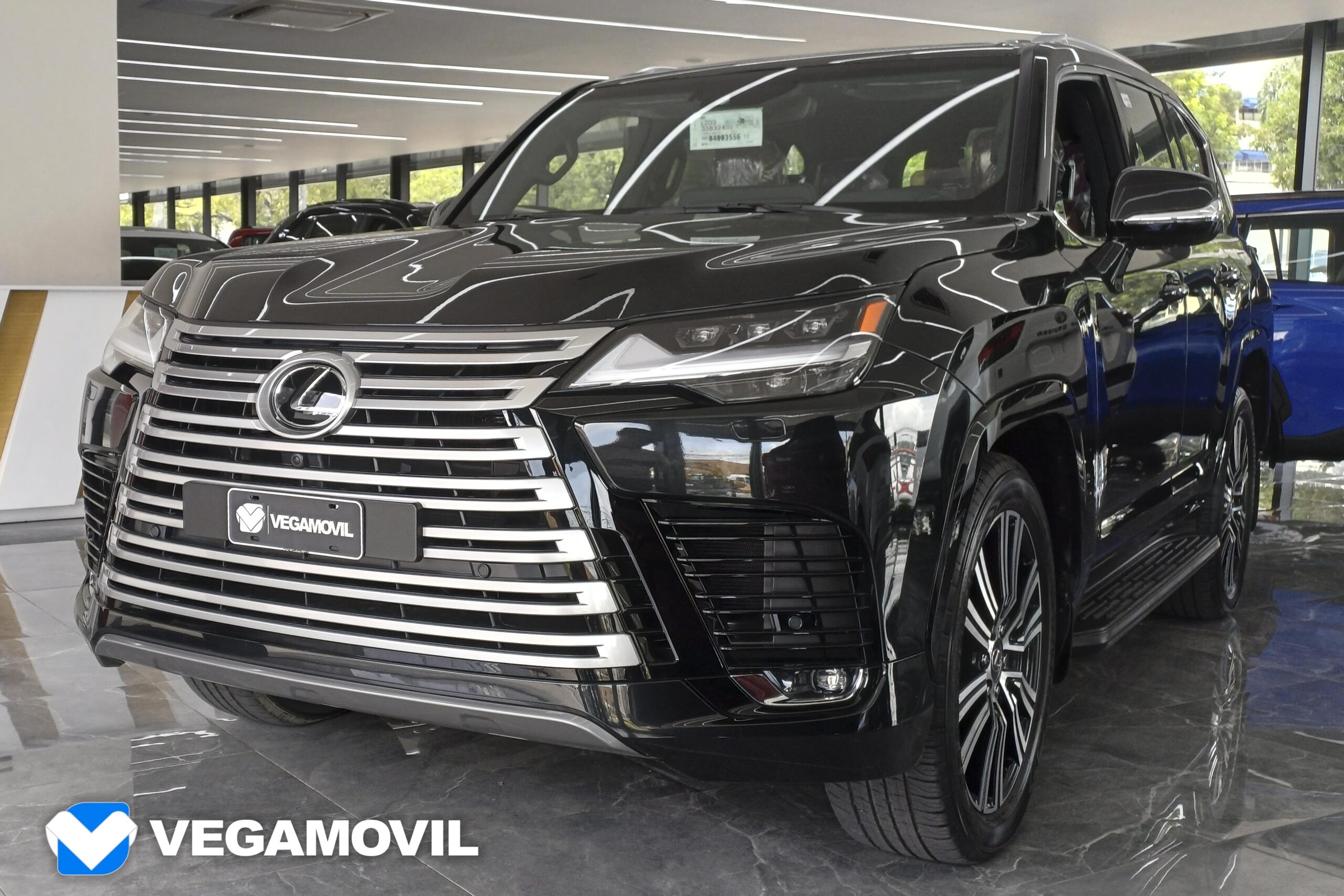 LEXUS LX 500 URBAN DIESEL - Vegamovil