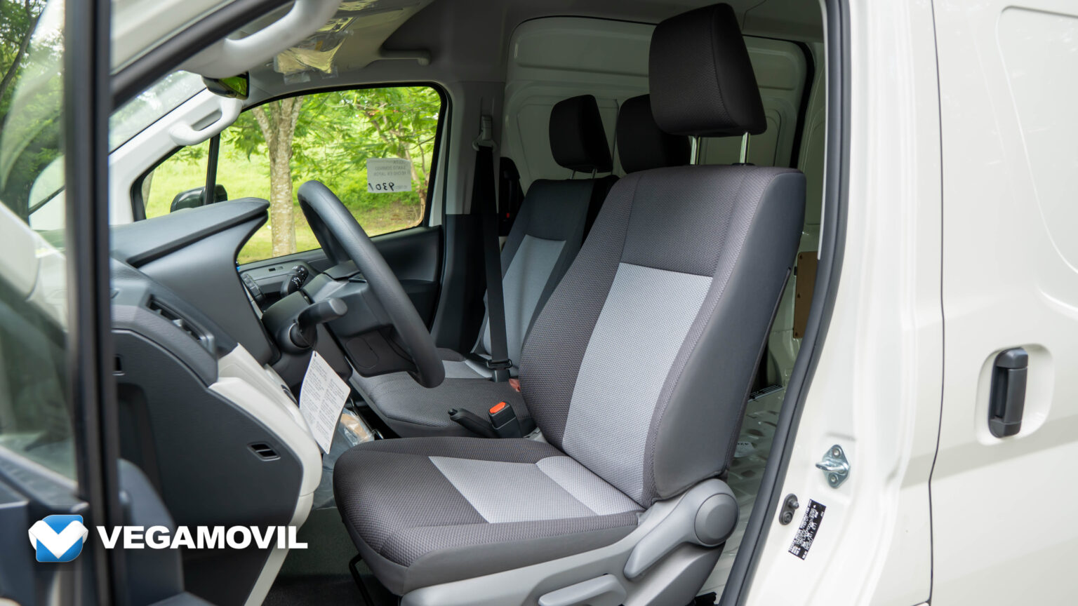 TOYOTA HIACE FURGONETA CAJA NUEVA TECHO ALTO - Vegamovil