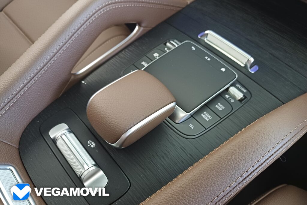 MERCEDES-BENZ GLS 450 AMG PLUS - Vegamovil