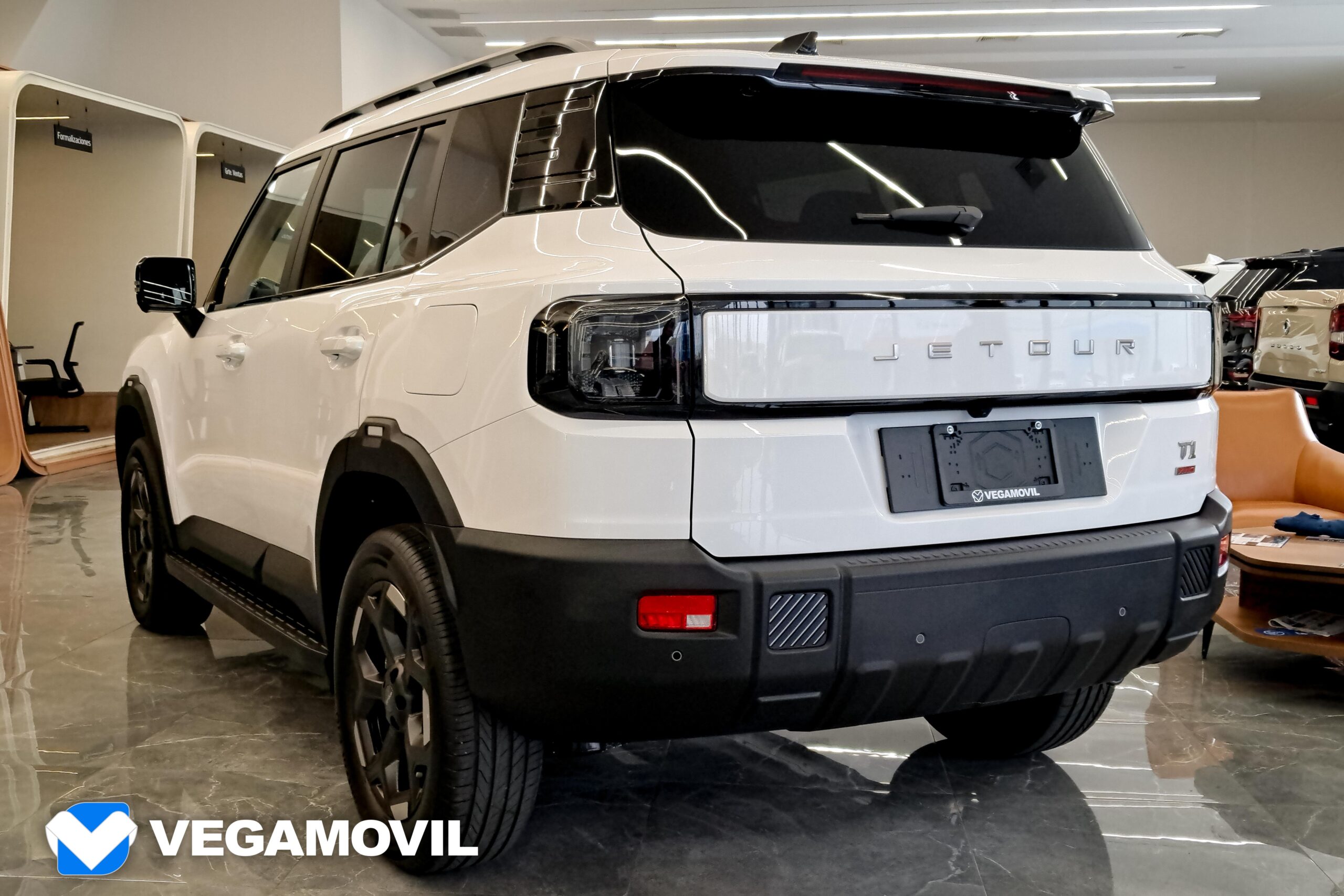 JETOUR T1 LUX - Vegamovil